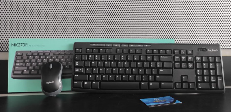 ARINGO - Keyboard Logitech Combo Mouse Wireless MK270